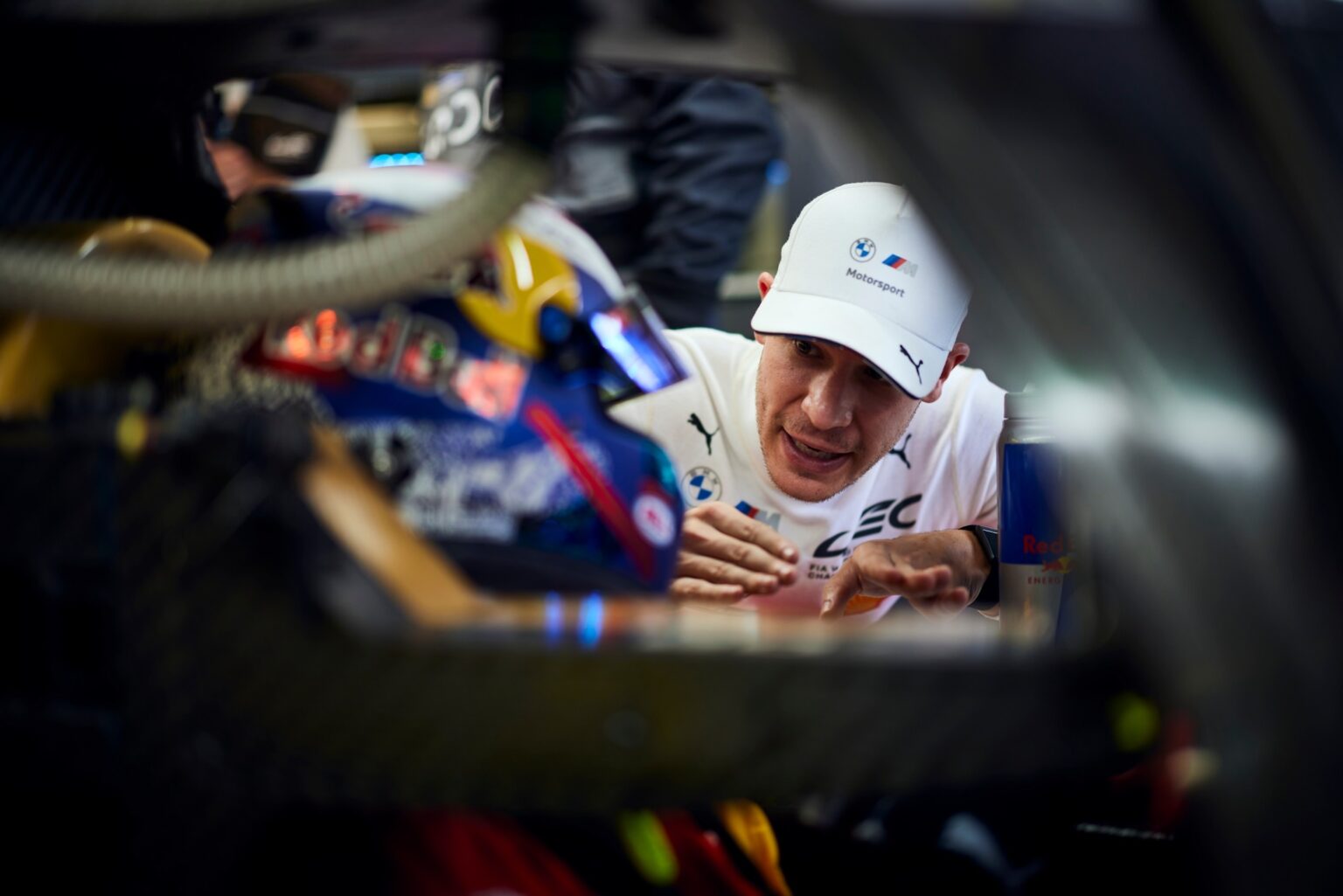 Exclusive: Van der Linde on his DTM return – "I don't want to finish ...
